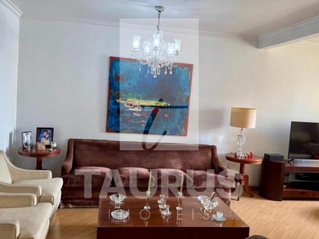 Apartamento à venda, 2 quartos, 1 Vaga, 138M², Centro