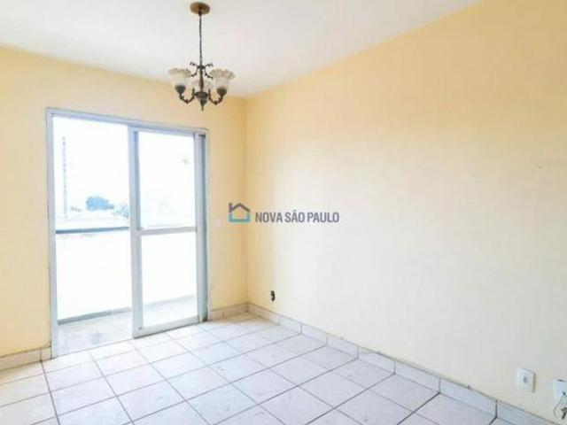 Apartamento à venda 2 quartos 1 vaga com depósito na Vila Santa Catarina