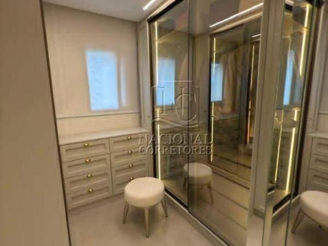 Apartamento à venda, 2 quartos, 2 suítes, 3 vagas, Jardim Santo André/SP