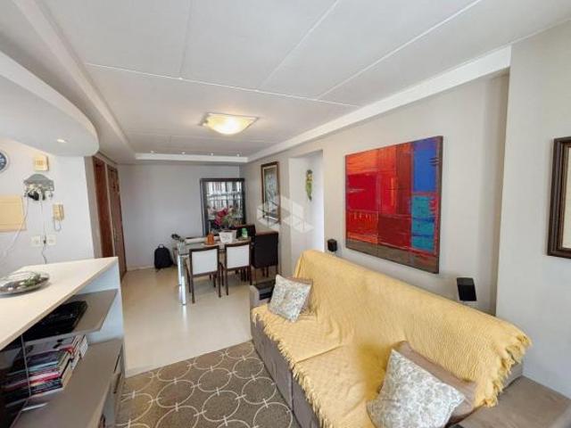 Apartamento à venda 2 quartos, churrasqueira e 1 vaga, no bairro Cidade Baixa em Porto Alegre/RS