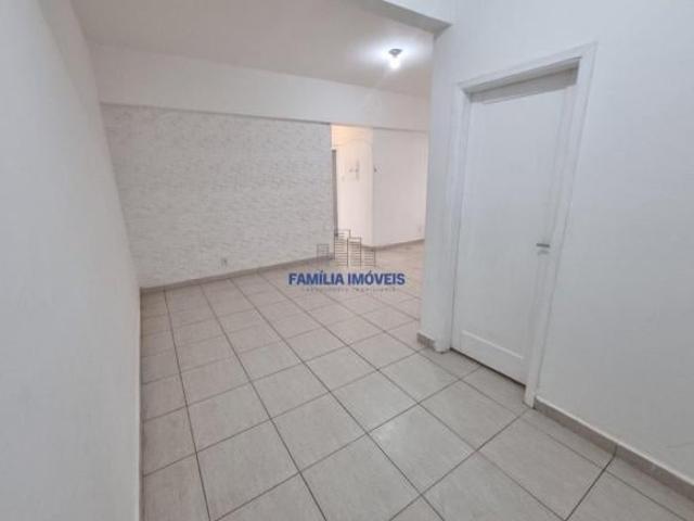 Apartamento á venda 2 quartos de frente Vila Mathias Santos SP
