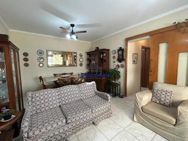 Apartamento à venda 2 quartos dependência Vaga Gonzaga em Santos SP
