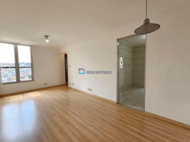 Apartamento a venda 2 quartos e 1 vaga, a 10 minutos do Metrô Saúde