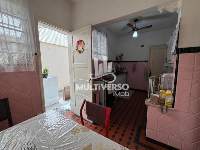Apartamento à venda, 2 quartos no bairro Campo Grande em Santos