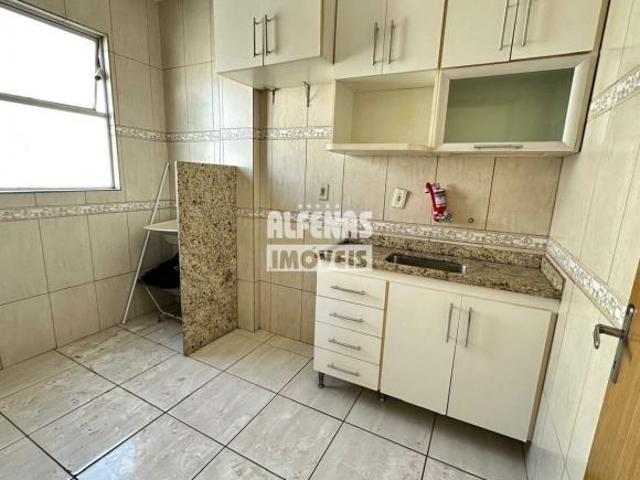 Apartamento à venda 2 quartos no Bairro CENTRO