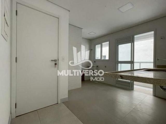 Apartamento à venda, 2 quartos no bairro Aparecida em Santos