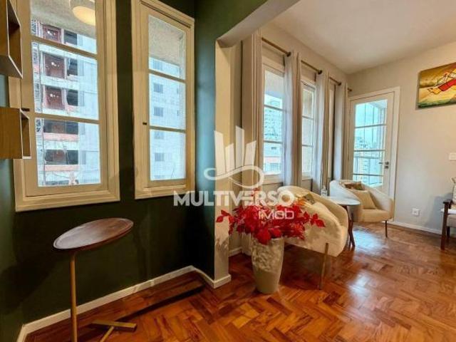 Apartamento à venda, 2 quartos no bairro Gonzaga em Santos