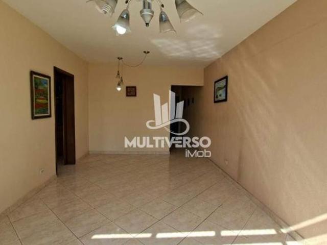 Apartamento à venda, 2 quartos no bairro Gonzaga em Santos