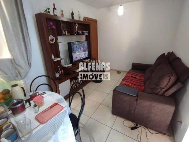 Apartamento à venda 2 quartos no Bairro GRANJA VERDE