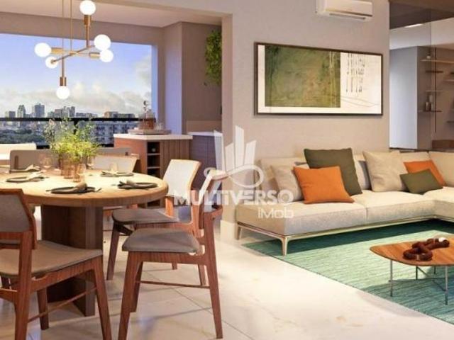 Apartamento à venda, 2 quartos no bairro Embaré em Santos