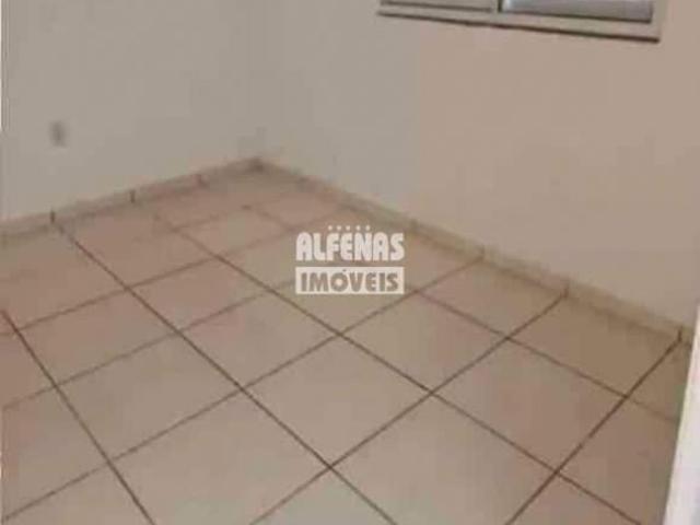 Apartamento à venda 2 quartos no Bairro ICAIVERA
