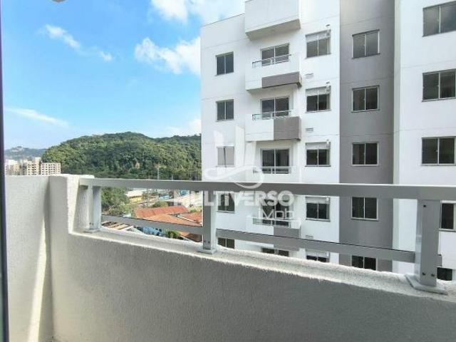Apartamento à venda, 2 quartos no bairro Jabaquara em Santos