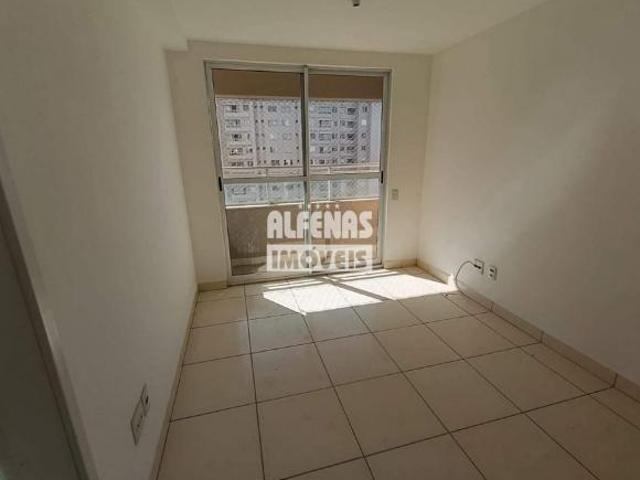 Apartamento à venda 2 quartos no Bairro JK