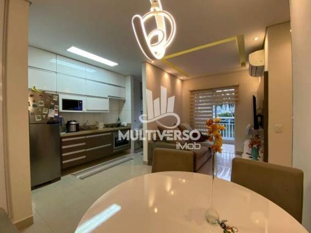 Apartamento à venda, 2 quartos no bairro Marapé em Santos