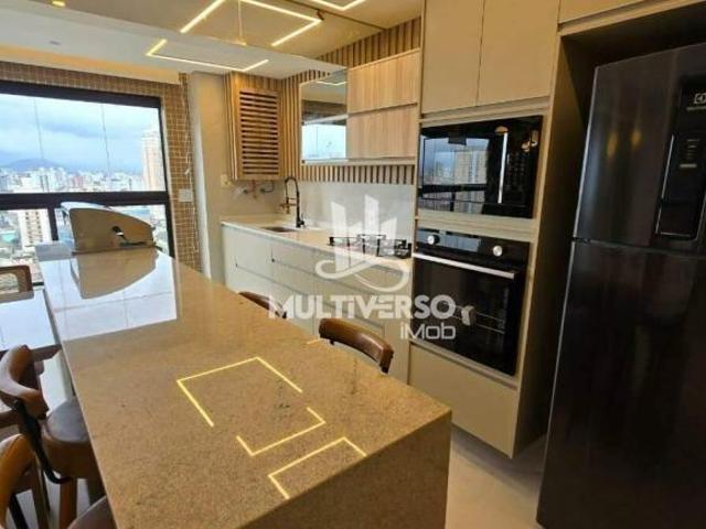 Apartamento à venda, 2 quartos no bairro Ponta da Praia em Santos