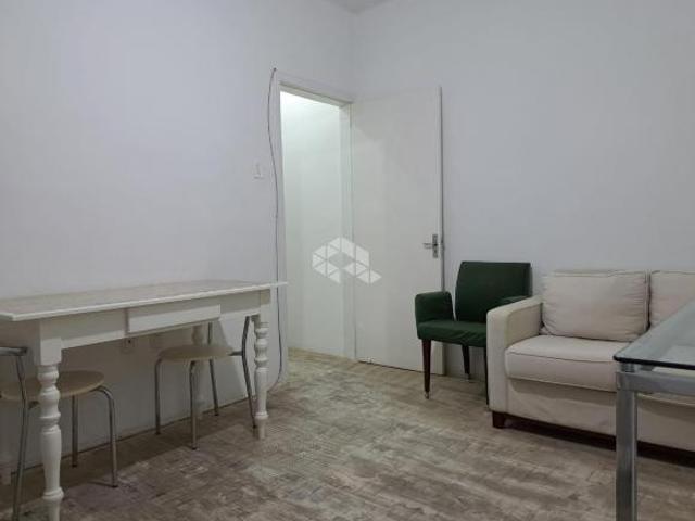 Apartamento a venda 2 quartos no centro de Porto Alegre/RS