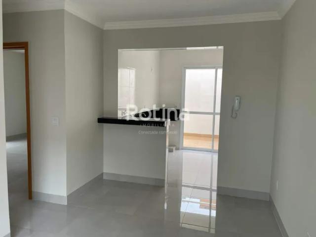 Apartamento à venda, 2 quartos, Santa Mônica Uberlândia/MG Rotina Imobiliária