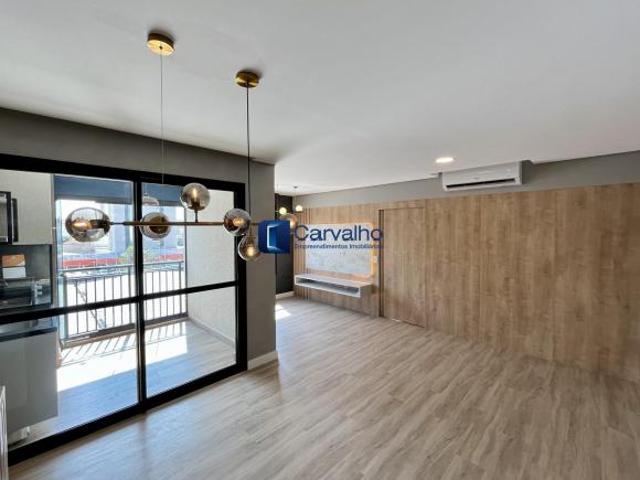 Apartamento a venda, 2 quartos sendo 1 suite, 2 vagas Cond. Vizzi Guanabara