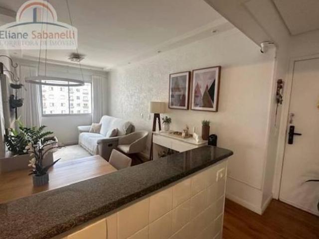 Apartamento à venda,2 quartos, suíte Reformado 70m2 piscina na Vila Andrade