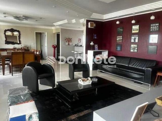 Apartamento à venda, 330 m² 3 suites e 3 vagas Centro Santo André/SP