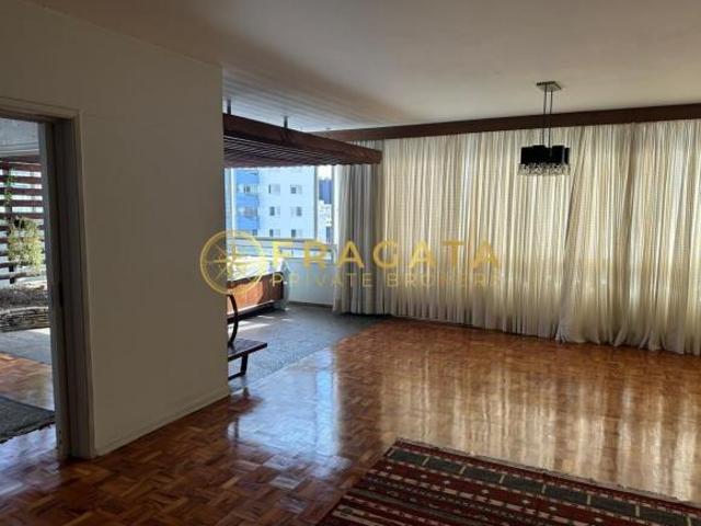 Apartamento à venda 330m² com 4 dormitórios sendo 1 suíte e 2 vagas de garagem Jardim Paulista
