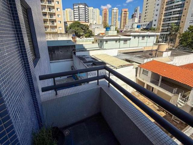 Apartamento à venda 3 dormitórios, 1 suíte, 2 banheiros, sacada e 1 vaga Saúde