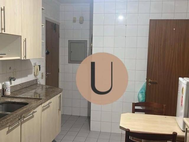 Apartamento à venda, 3 dormitórios, 1 suíte, 2 vagas para reforma