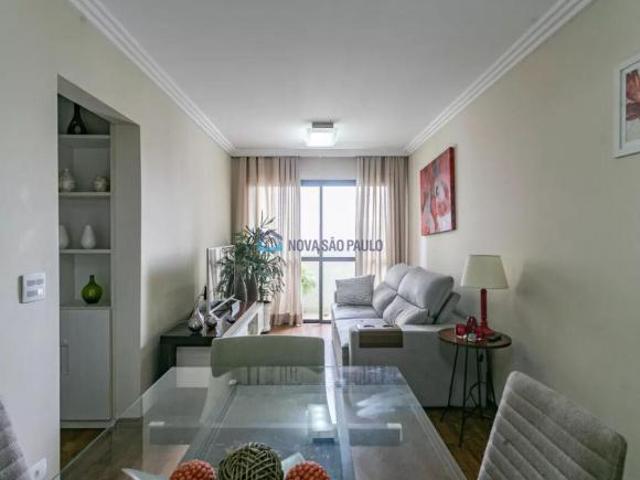 Apartamento à venda 3 dormitórios, 2 vagas Vila Gumercindo