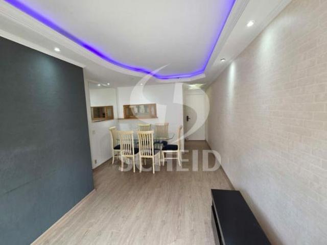 Apartamento à Venda, 3 dormitórios com armários de 64m² e 1 vaga coberta no Jardim Marajoara
