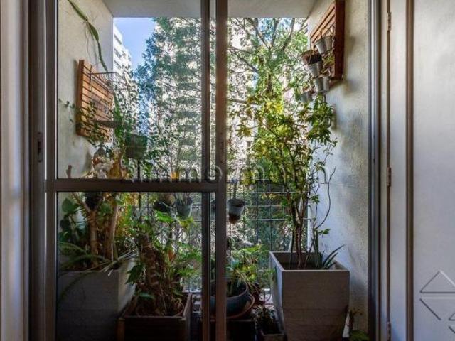 APARTAMENTO Á VENDA 3 DORMITÓRIOS MOEMA