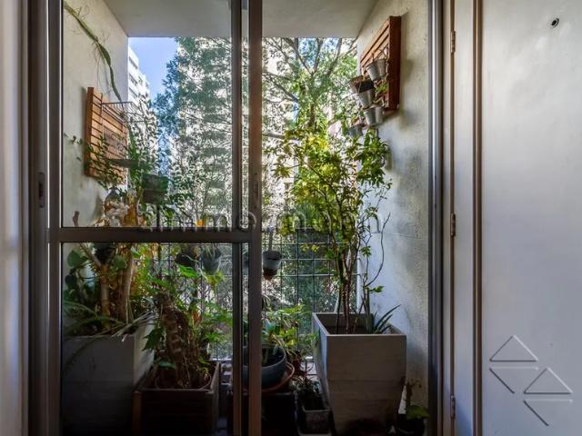 Apartamento á venda 3 dormitórios moema