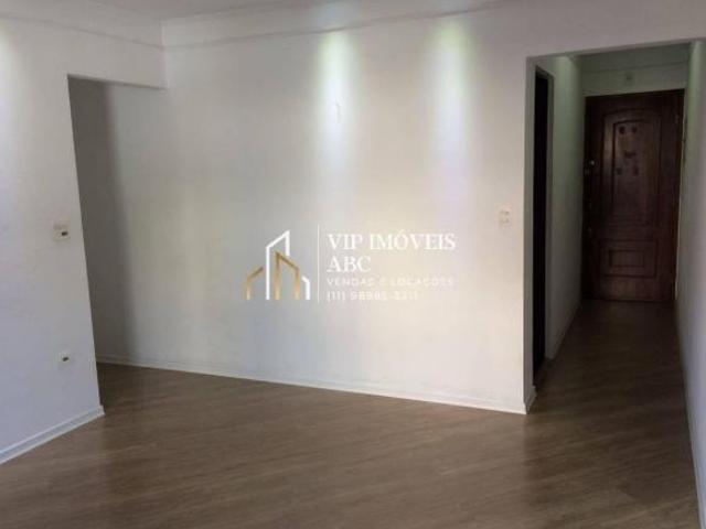 Apartamento à venda 3 dormitórios, quintal e 2 vagas livres Vila Alice