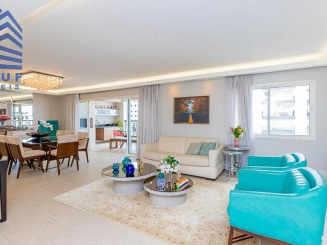 Apartamento à venda, 3 dorms, 3 vagas em Moema