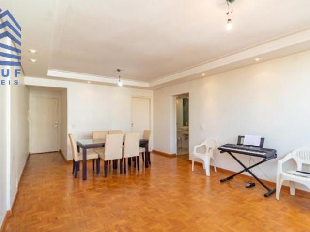 Apartamento à venda, 3 dorms, 1 suíte, 1 vaga em Moema