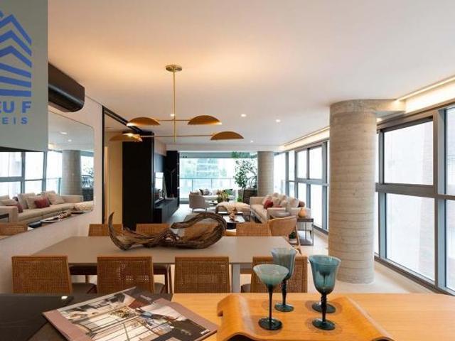 Apartamento a Venda, 3 dorms, 2 vagas nos Jardins
