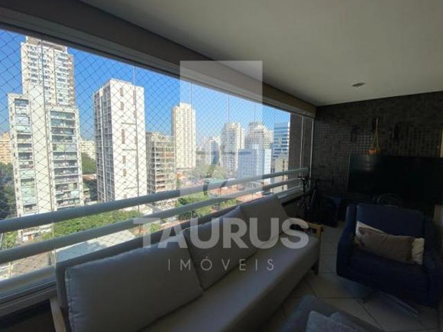 Apartamento à venda 3 suítes na Vila Olímpia São Paulo SP