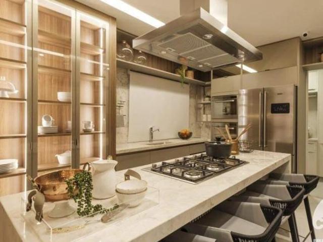 Apartamento à venda, 3 suítes, 3 vagas, Centro Cascavel/Pr
