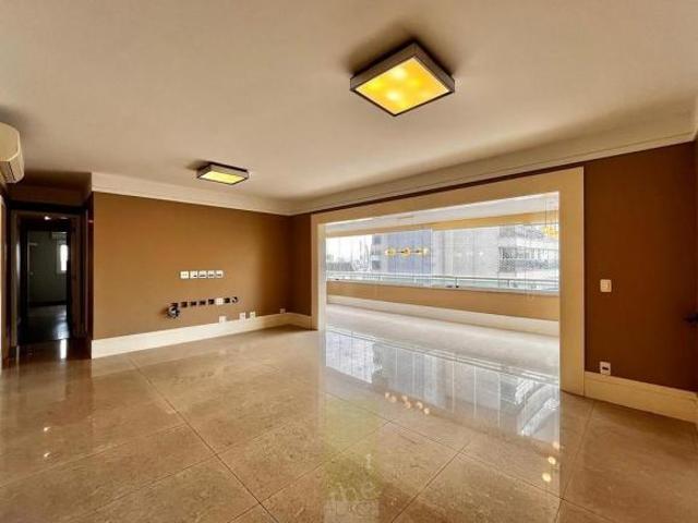 APARTAMENTO À VENDA 3 SUÍTES, 3 VAGAS, BROOKLIN