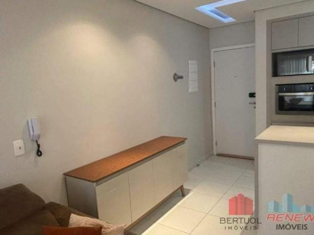 Apartamento à venda, 3 quarto sendo 1 suíte, 2 vagas. Vila Gramado Vinhedo S\P