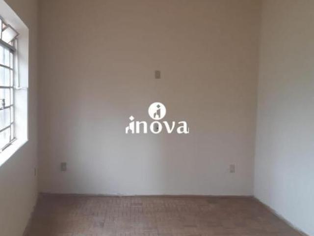Apartamento à venda, 3 quartos, 1 suíte, 1 vaga, Abadia Uberaba/MG