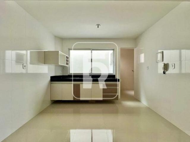 Apartamento à venda, 3 quartos, 1 suíte, 1 vaga, Albertina Conselheiro Lafaiete/MG