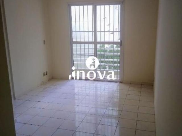 Apartamento à venda, 3 quartos, 1 suíte, 1 vaga, Centro Uberaba/MG