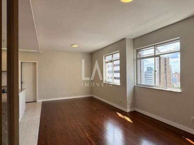 Apartamento à venda, 3 quartos, 1 suíte, 1 vaga, Savassi Belo Horizonte/MG