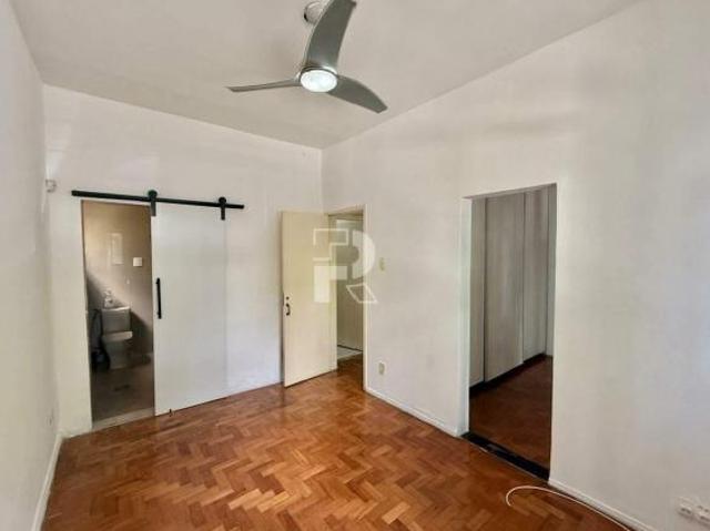 Apartamento à venda, 3 quartos, 1 suíte, 1 vaga, Savassi Belo Horizonte/MG