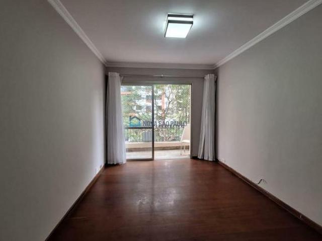 Apartamento à venda 3 quartos 1 suíte 2 vagas com depósito na Vila Mariana