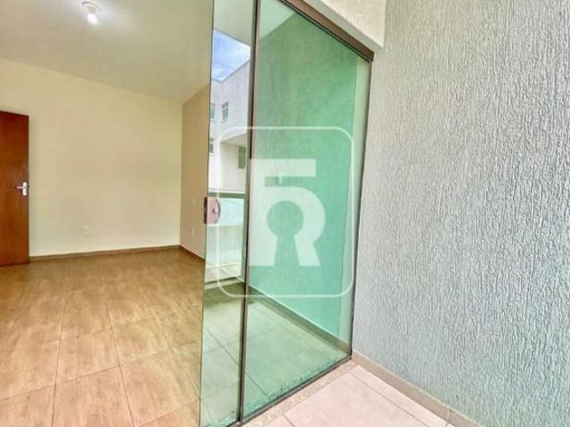 Apartamento à venda, 3 quartos, 1 suíte, 2 vagas, Campo Alegre Conselheiro Lafaiete/MG