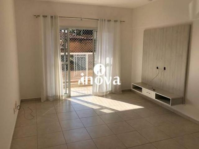 Apartamento à venda, 3 quartos, 1 suíte, 2 vagas, Abadia Uberaba/MG