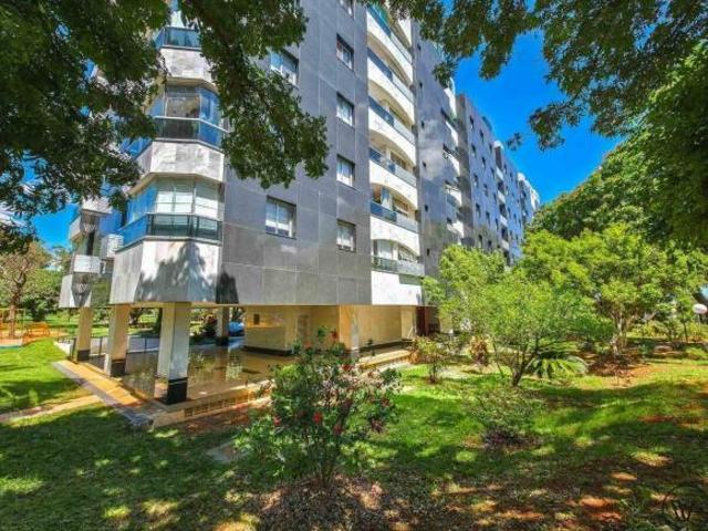 Apartamento à venda, 3 quartos, 1 suíte, 2 vagas, Asa Norte Brasília/DF