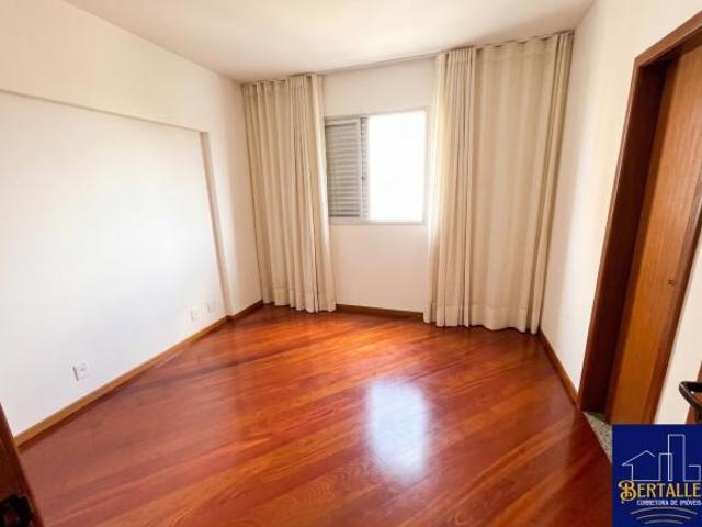 Apartamento à venda, 3 quartos, 1 suíte, 2 vagas, Funcionários Belo Horizonte/MG