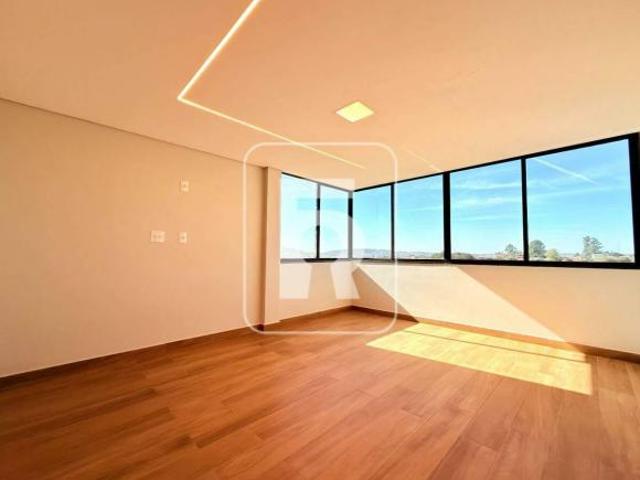 Apartamento à venda, 3 quartos, 1 suíte, 2 vagas, Ouro Verde Conselheiro Lafaiete/MG